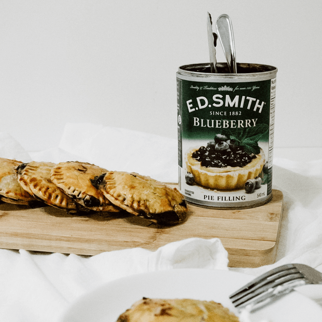 3 Ingredient Blueberry Hand Pies | Lynn Mumbing Mejia