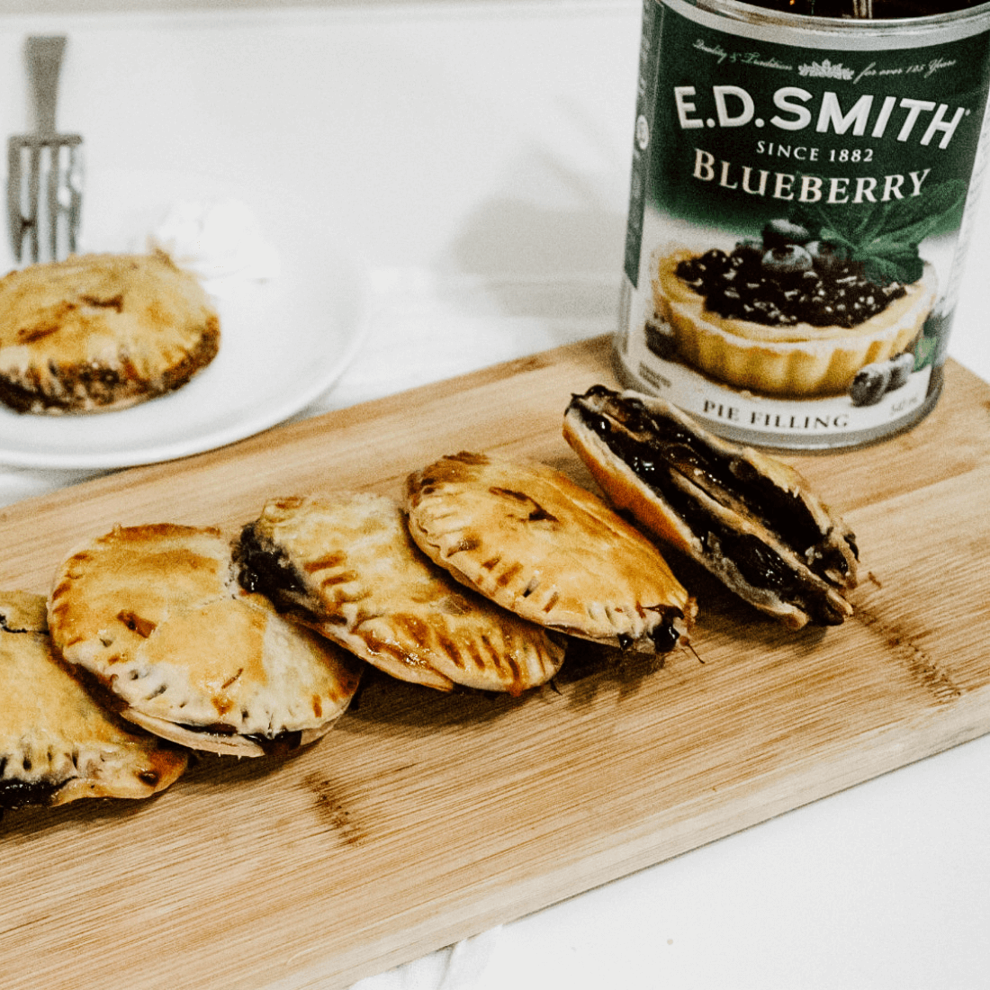 3 Ingredient Blueberry Hand Pies | Lynn Mumbing Mejia