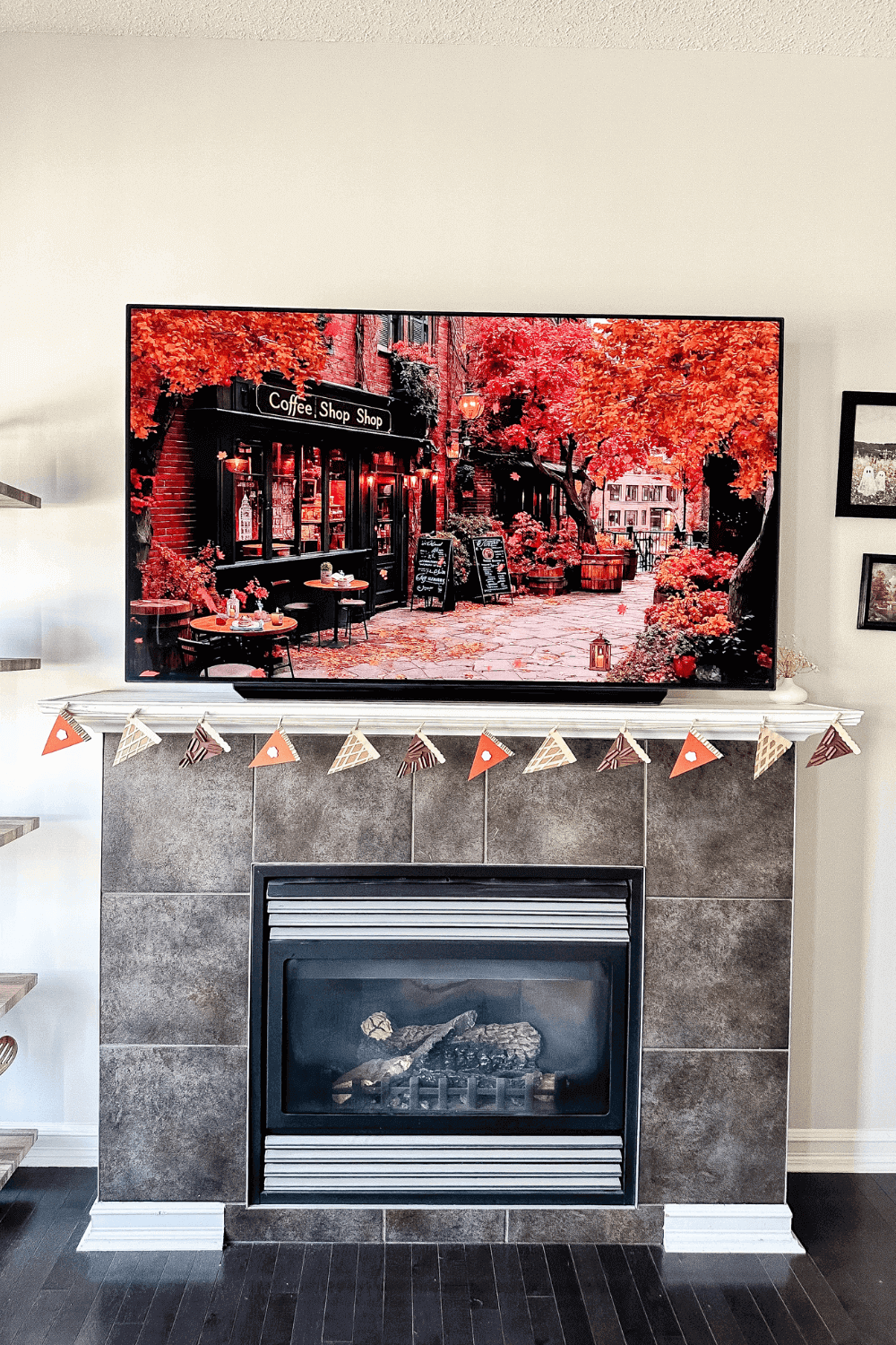 Fall Thanksgiving Pie Paper Garland | Lynn Mumbing Mejia